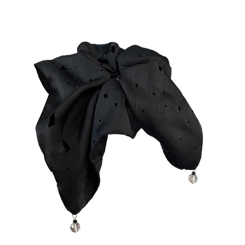 デザイン: ヘアゴム 素材: 布 カラー: ブラック.レッド