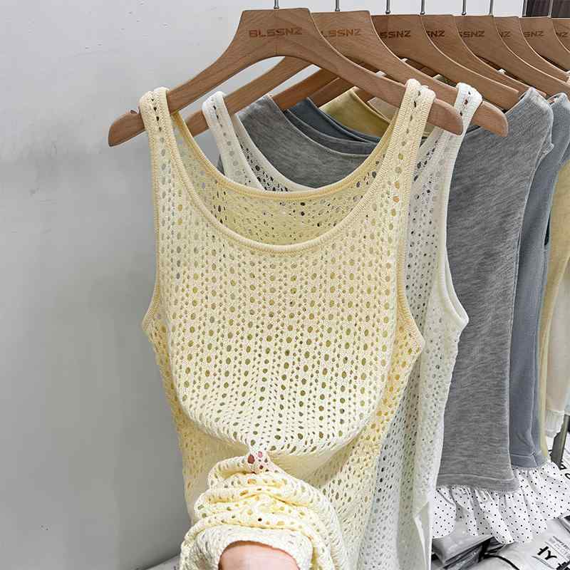 シルエット: ストレート タイプ: キャミソール 着丈: 標準 前開き: プルオーバー 柄: 無地 サイズ: S.M.L カラー: ベージュ.オフホワイト