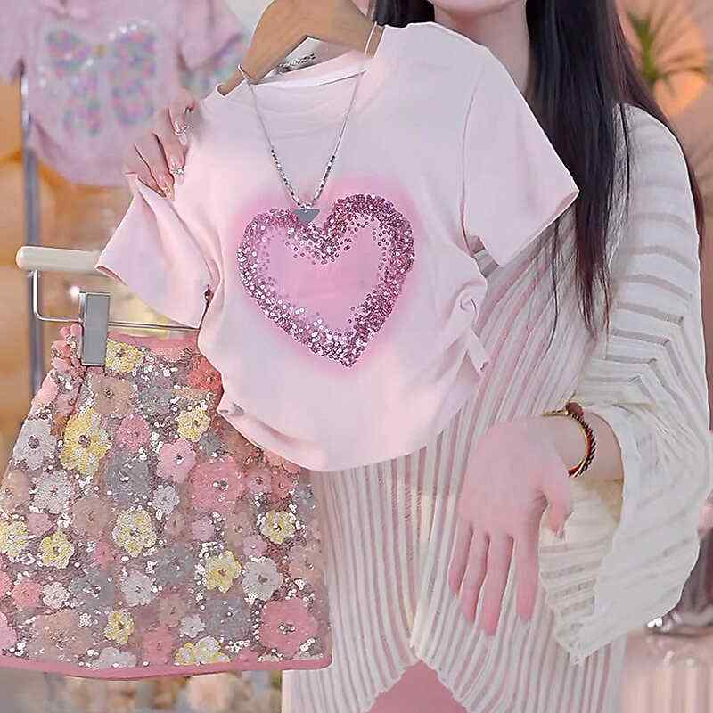 スタイル: 韓国 機能: - 袖丈: 半袖 ネックライン: クルーネック 柄: 無地 性別: 女の子 サイズ: 120cm.130cm.140cm.150cm.160cm.170cm カラー: ピンク半袖.アイボリー半袖.スパンコールスカー...