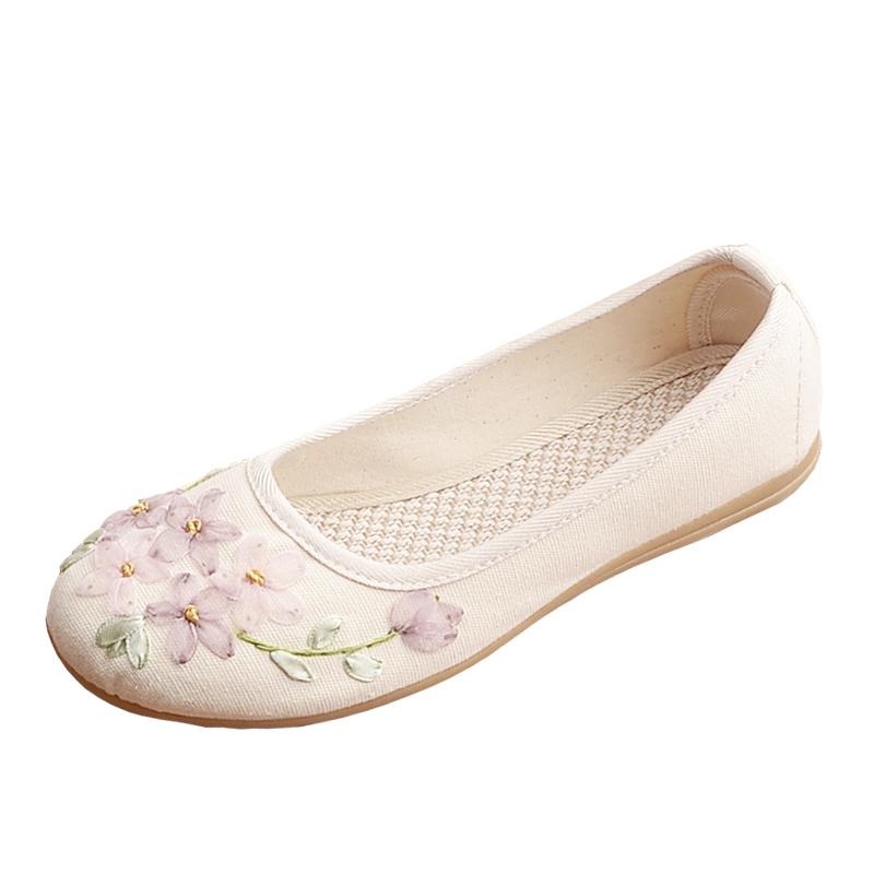 閉じ方: スリッポン サイズ: 34.35.36.37.38.39.40 柄: フラワー スタイル: 民族風 デザイン: 刺繍入り ヒール高: ローヒール カラー: ホワイト.ブルー.ベージュ.ホワイト（厚底）.ベージュ（厚底） つま先タイ...