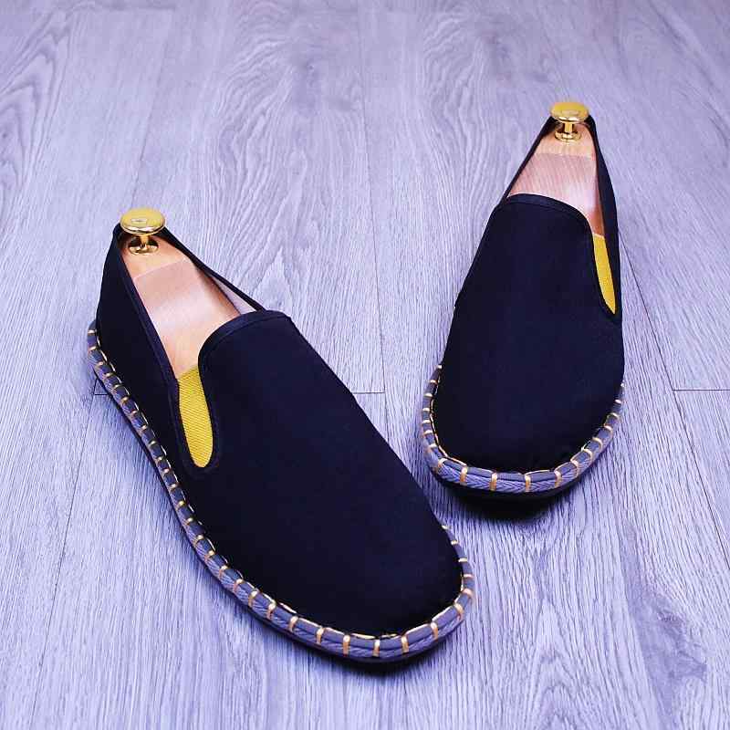 デザイン: 刺繍入り スタイル: カジュアル アッパー素材: 布 ライニング素材: 布 サイズ: 38.39.40.41.42.43.44.45 履き方: スリッポン シーン: 普段使い 製法: 縫製 かかとタイプ: フラット 機能: 通気...