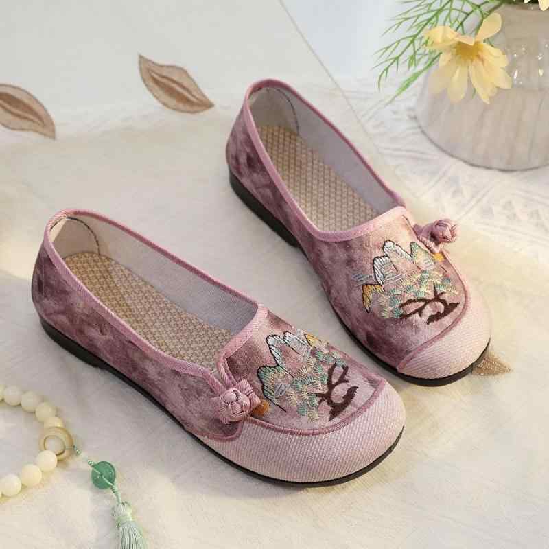 スタイル: 民族風 デザイン: 刺繍入り インナー素材: 布 サイズ: 35.36.37.38.39.40.41 履き方: スリッポン シーン: 日常 アッパー素材: 布 製法: 注圧製法 ヒール高: フラット インソール素材: 布 つま先...