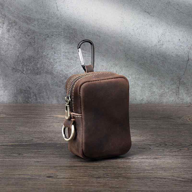 皮質特徴: 頭層牛革 要素: ステッチデザイン スタイル: ヴィンテージ風 形状: 縦型 裏地素材: 革 素材: 牛革 開閉方式: ファスナー カラー: ダークグリーン.ワインレッド.ブラック.コーヒー.ブラウン.ブルーグレー