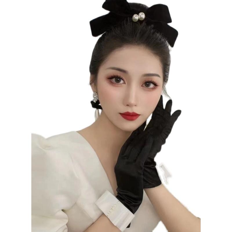 スタイル: 韓国. アイテム分類: ヘアクリップ セット内容: ヘッドアクセサリー＋手袋セット.手袋み.リボン付きヘッドアクセサリー 装飾素材: 装飾なし