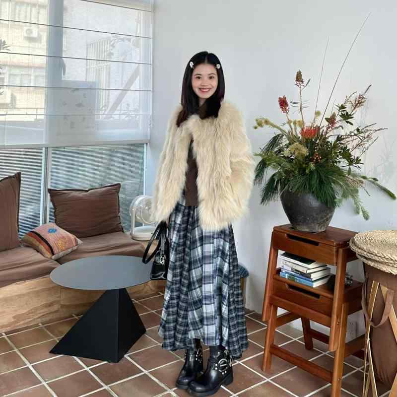 スタイル: オフィス向け デザイン: 韓国 ウエストタイプ: ハイウエスト 素材 スカートタイプ: Aラインスカート シルエット: ゆったり スカート丈: ミディ丈 柄: チェック柄 サイズ展開: XS.S.M.L カラー: チェック柄