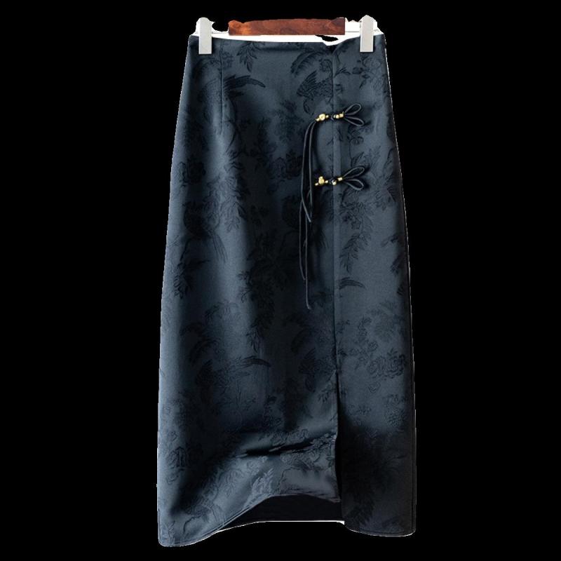 スタイル: オフィス スタイル: 韓国 デザイン: 刺繍.切り替え.フリンジ付き ウエスト: ナチュラルウエスト 素材 スカートタイプ: タイトスカート スカート丈: ミディ丈 シルエット: Aライン 柄: 無地 サイズ: S.M.L.XL...