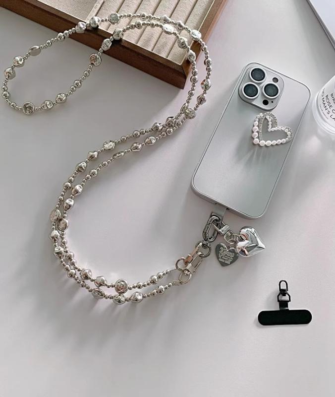 型番: 記載しない 素材: 記載しない カラー: シルバー色ハートチャーム+斜め掛けチェーン（シルバー色ハート）.シルバー色ハートチャーム+斜め掛けチェーン（シルバー色不規則ビーズ） 付属品: 回転式金属クリップ+グレーT字布クリップ