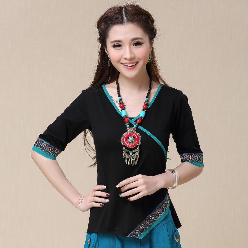 サイズ: L.XL.2XL.3XL.4XL.5XL 柄: 切り替え.パッチワーク.植物花柄 スタイル: オフィス 通勤スタイル: エスニック風 襟型: Vネック 要素: パッチワーク.刺繍 カラー: ホワイト.ブラック.ブラックトップス＋レ...