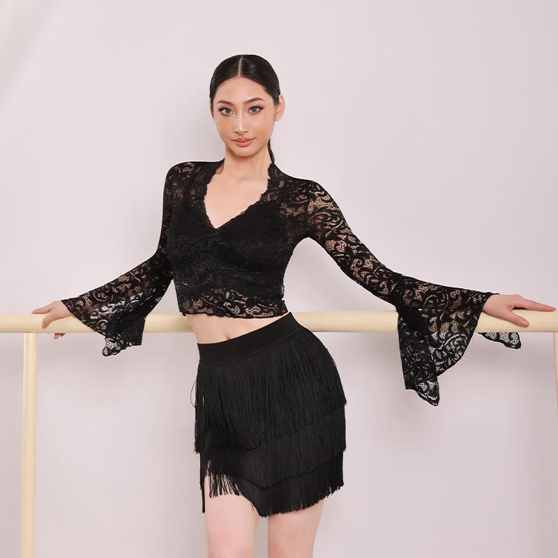 - カラー: ブラック - 袖丈: 長袖 - ネックライン: Vネック - サイズ展開: S.M.L.XL - 機能: ダンス（ジャンル：ジーンズ.サンバ.闘牛.チャチャ.ルンバ）