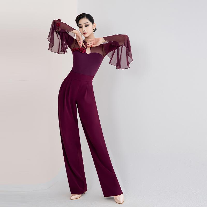 - シルエット: 半袖 - - ネックライン: Vネック - カラー: ブラック.ダークパープル.ブラックスカート.レッドスカート - サイズ展開: S.M.L.XL.XXL