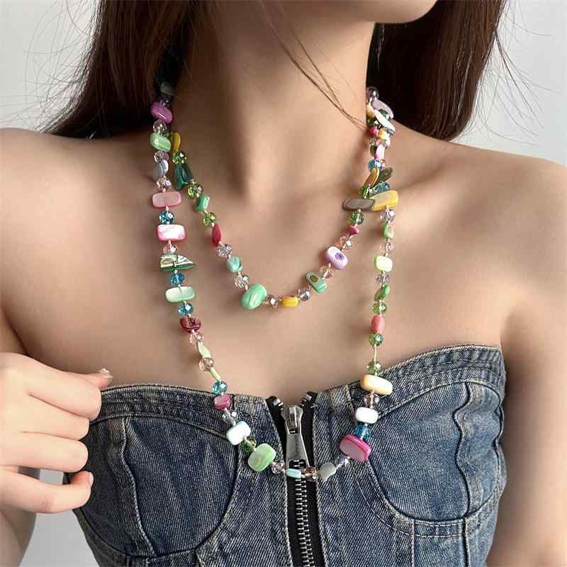 - スタイル: かわいくてかっこいい - デザイン特徴: 新鮮で個性的 - チェーンの長さ: 鎖骨チェーン - チェーン素材: 混合素材 - 多層: あり - 延長チェーン: 10cm以下 - カラー: カラフルな小石風クリスタル.華やかな...