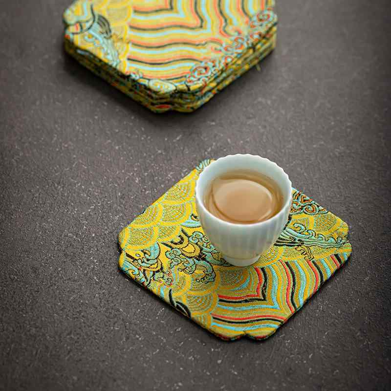 材質: 綿麻 スタイル: 和風 形状: 正方形 デザイン要素: ナチュラル・爽やか カラー: イエロー.レッド.ネイビー