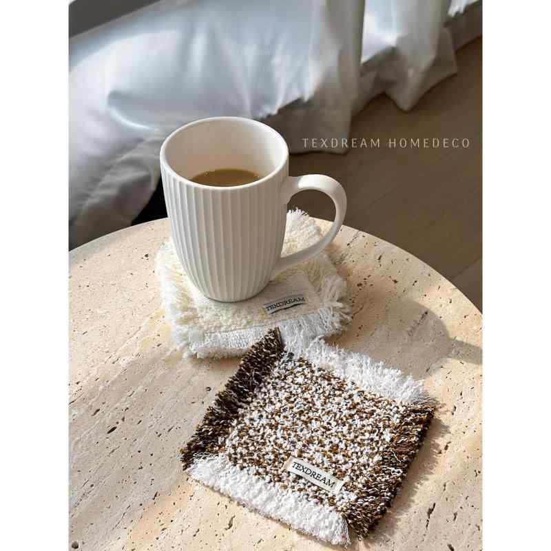 元素: 新 風格: 北欧風 主な写真: 自社撮影画像 形状: 円形 手作り: なし 素材: 布 色: 無花果（タッセルランチョンマット）.チアシード（タッセルコースター）.紫米露（タッセルコースター）.ランダム2色セット