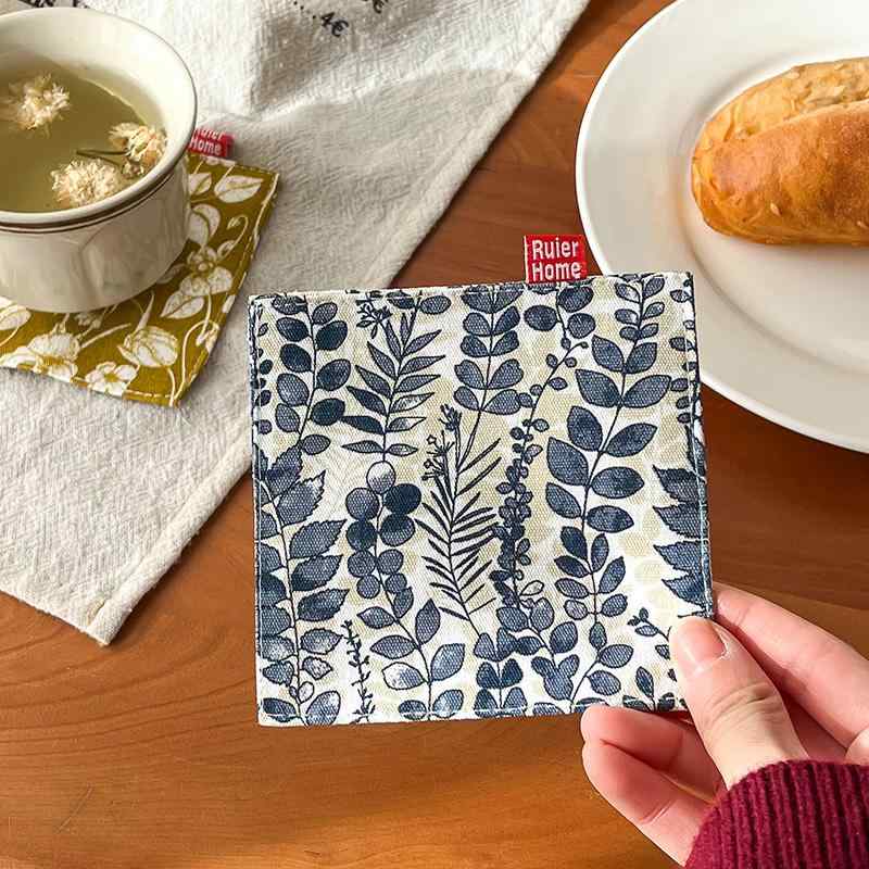 形状: 四角形 素材: 布 カラー: ブルーリーフ 11×11cm.イエローフラワー 11×11cm