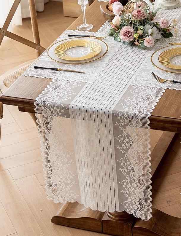 風格: ヨーロピアン 素材: レース サイズ: 45×30cm（ランチョンマット2枚セット） サイズ: 45×120cm（テーブル長60～70cm用） サイズ: 45×160cm（テーブル長100～110cm用） サイズ: 45×180cm...