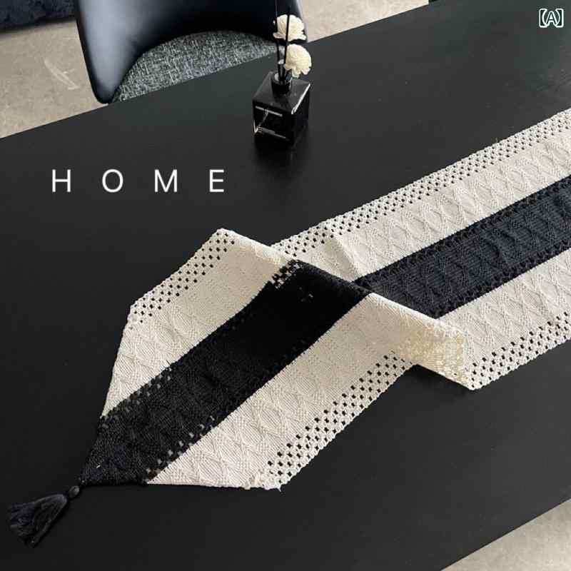 - でモダン - 素材: 混紡 - サイズ: 幅30cm.長さは対応（120cm〜300cmまで選択可能） - カラー: 幅30cm 中央尖り ブラック（手洗い推奨）