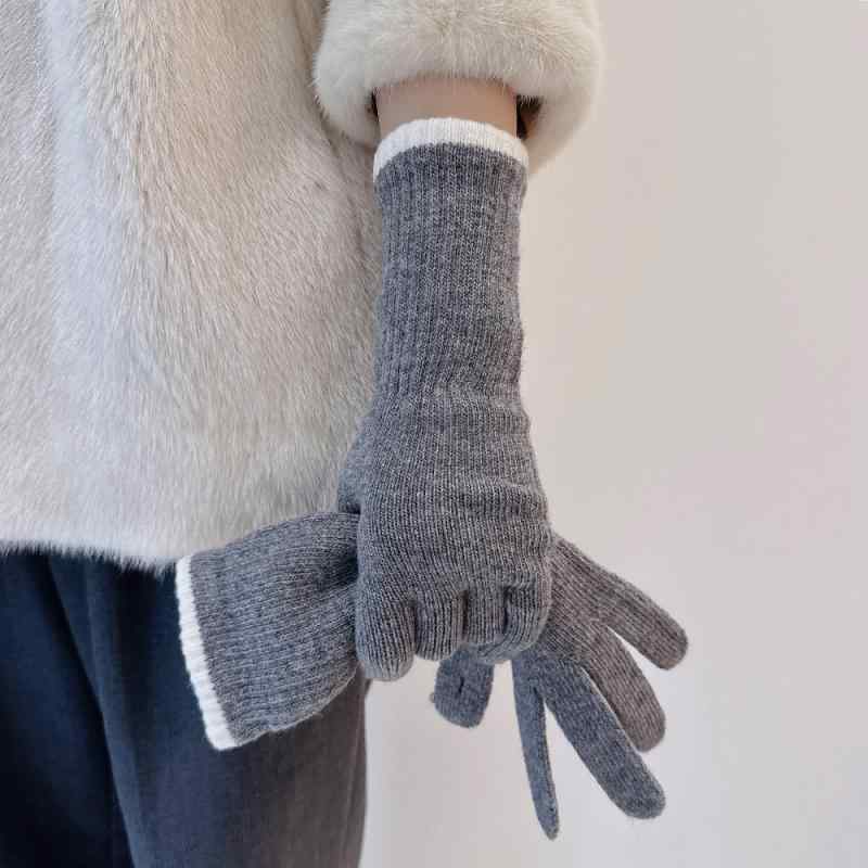 - シルエット: 分指手袋 - 素材: 羊毛 - サイズ: フリーサイズ - カラー: 豆沙ピンク.クリスマスレッド.シーソルトブルー.豆グリーン.クリームイエロー.ライトグレー.ダークグレー - 性別: 女性