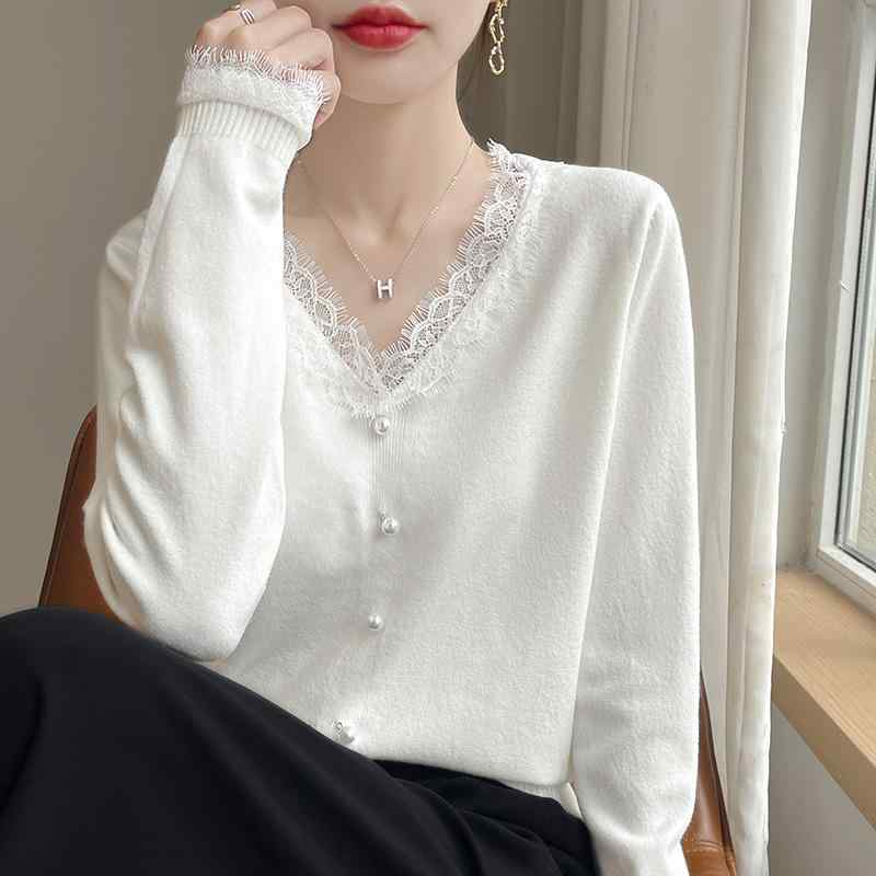 スタイル: かわいらしい かわいらしさ: プリンセス シルエット: ゆったり デザイン: 切り替え.リブ.アプリケ.チュール.レース 素材: 記載なし 袖タイプ: 通常 機能: 柔らかく快適 デザイン形式: プルオーバー 袖丈: 長袖 襟型...