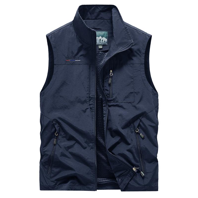 ブランド: 恒源祥 デザイン: ライン装飾 素材分類: ポリエステル/ポリアミド複合繊維 機能: - 用途シーン: 旅行向け 素材: ポリアミド繊維（ナイロン） スタイル: ミリタリーワークスタイル 襟型: 立ち襟 ポケット形状: 立体貼り...