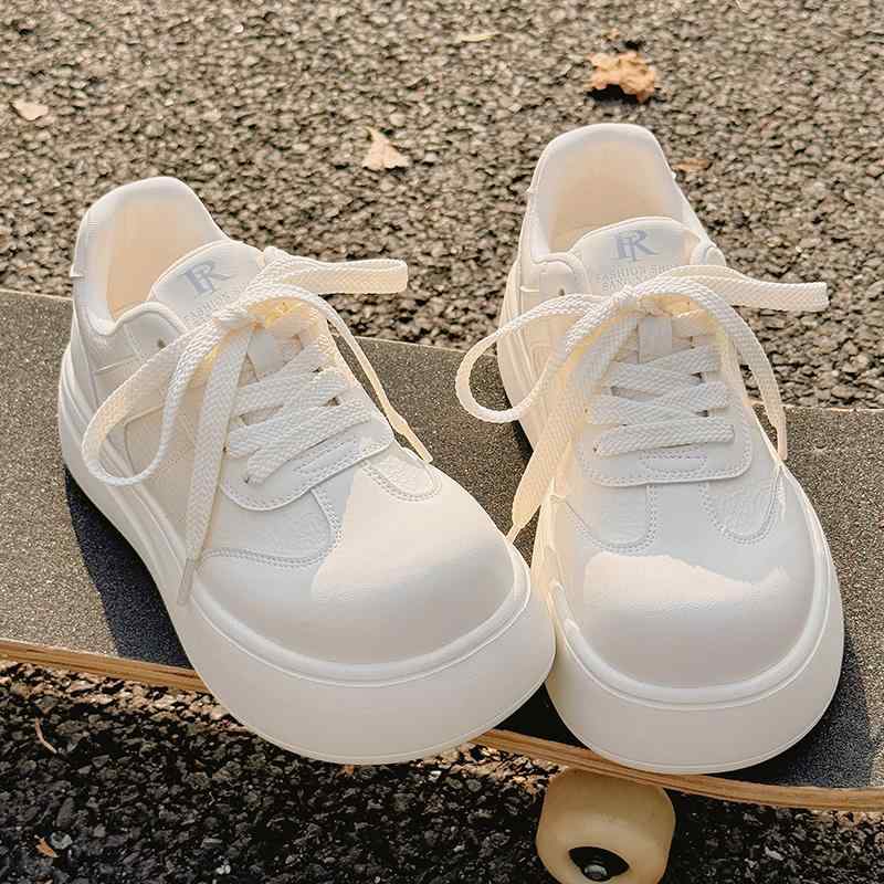 - 要素: 交差ストラップ - スタイル: 韓国 - 内側素材: PU - サイズ: 35.36.37.38.39.40 - 閉じ方: レースアップ - 使用シーン: 日常 - アッパー素材: 合成革 - 製法: 接着靴 - スタイル: ス...