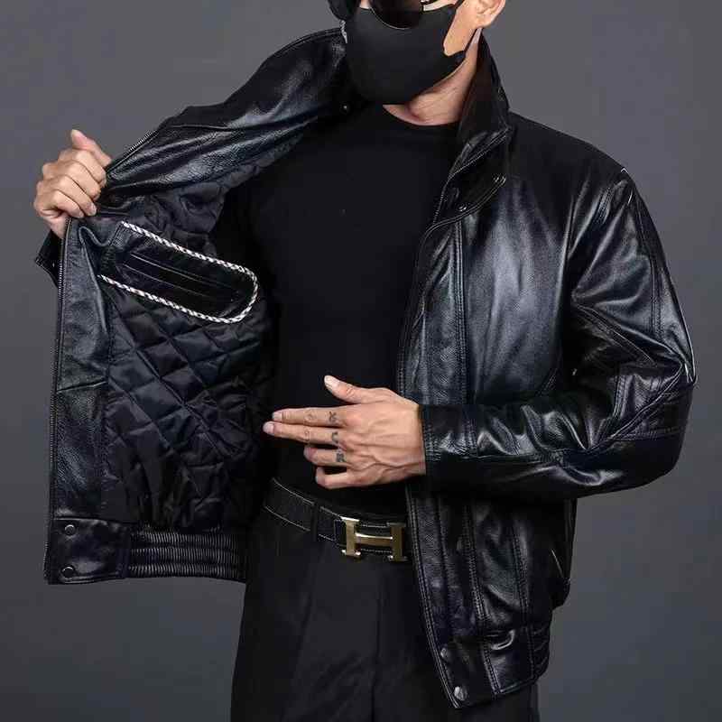 ・カテゴリ: 本革ジャケット・スタイル: ファッションアーバン・サブスタイル: ビジネスカジュアル・適用シーン: カジュアル・対象: ミドルエイジ・主な素材: 本革・素材加工: ノーアイロン加工・厚さ: 厚手・着丈: レギュラー・フィット:...