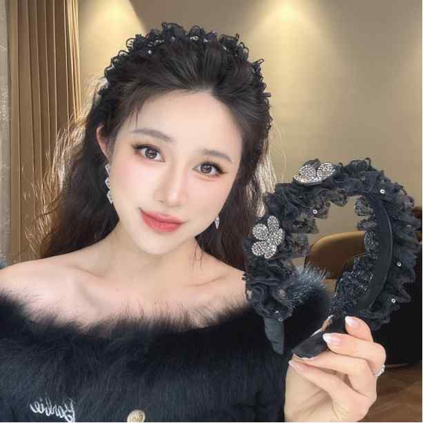 ・カラー展開: 満鑽花朵髮箍、満鑽蝴蝶結髮箍