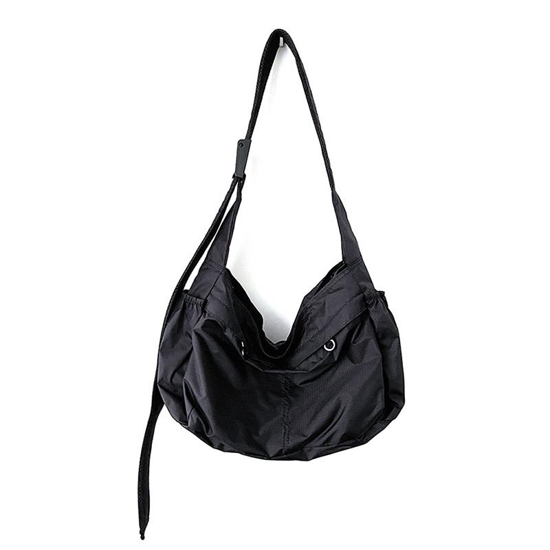 ・カテゴリ: トートバッグ・スタイル: 日韓・硬さ: ソフト・形状: 横型スクエア・柄: 無地・開閉方式: ファスナー・ショルダーストラップ: シングル・ハンドルタイプ: ソフト・持ち方: ショルダー、斜め掛け・ポケット: 内側ファスナーポ...