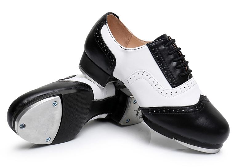 ・サイズ展開: 33, 34, 35, 36, 37, 38, 39, 40, 41, 42, 43, 44, 45, 46・カラー展開: 中国レッド, ホワイト, ピンク, グレー, ライトブルー, ブラウン, オフホワイト, アップルグ...