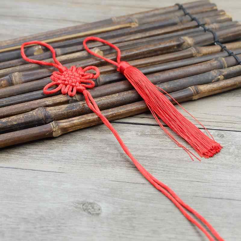 ・カラー展開: レッド、ロイヤルブルー、スカイブルー、コーヒー、グリーン、ダークグリーン、ライトパープル、パープルレッド、パープル、ダークパープル、ゴールド、ネイビー、ピンク、ワインレッド、オレンジ、ミリタリーグリーン、ローズレッド、アース...