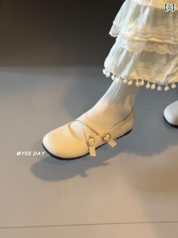 ・スタイル: 韓国・: ストラップ・裏地素材: PU・サイズ展開: 35, 36, 37, 38, 39, 40・対象: 若年層（18-40歳）・留め具: クロスストラップ・アッパー素材: PU・製法: 接着剤成形・ヒール高: 低ヒール（1...
