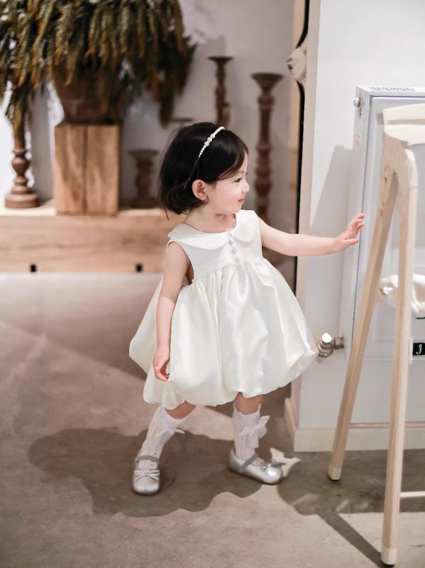 ・スタイル: プリンセス・ドレスタイプ: バースデードレス・対象年齢: 18ヶ月、2歳、3歳・袖丈: ノースリーブ・素材: その他・性別: 女の子・参考身長: 80cm、90cm、100cm・カラー: ドールカラー花柄ドレス ホワイト