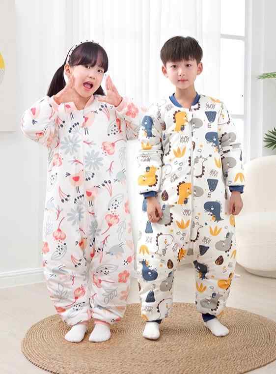 ["・対象年齢: 3歳〜14歳以上・サイズ展開: S, M, L, XL, XXL, XXXL・主な素材: 綿・柄: 恐竜ベビー, ピンクの小鳥・厚さ: 春秋二重層 (中綿なし), 秋冬中厚 (中綿入り), 冬季極厚 (中綿入り)...