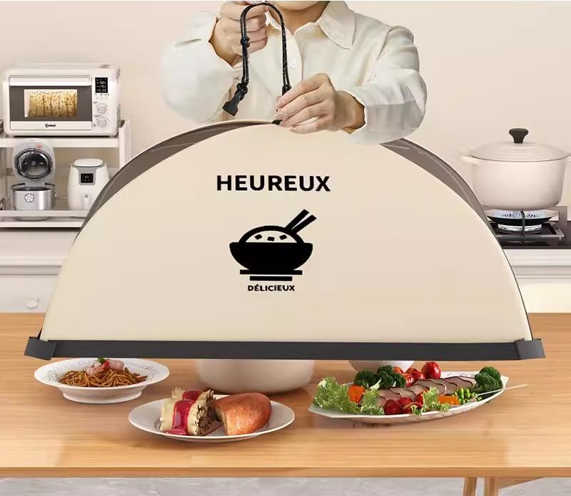 ・トレンド: シンプルスタイル・スタイル: 北欧・適用空間: ダイニング・カラー展開: クリームブラック、ベージュ、ブラウン、ブラック・形状: 円形、四角、長方形・サイズ展開: 中、大、70cm、80cm・特徴: 柿のモチーフ、強化骨組み、...