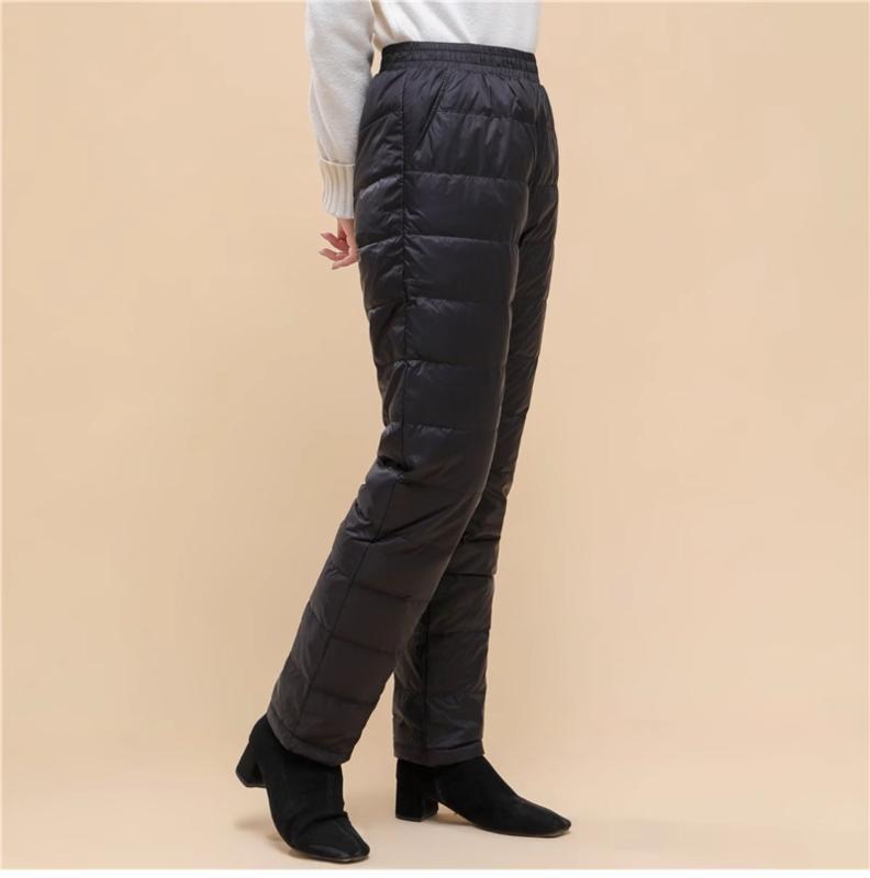 ・ウエスト: ハイウエスト・丈: フルレングス・主な素材: ナイロン 91-95%・着用方法: アウターウェア, インナー取り外し不可・ダウン含有量: 90-95%・中綿: ダウン・スタイル: ストレート・厚さ: 厚手・サイズ展開: M, ...