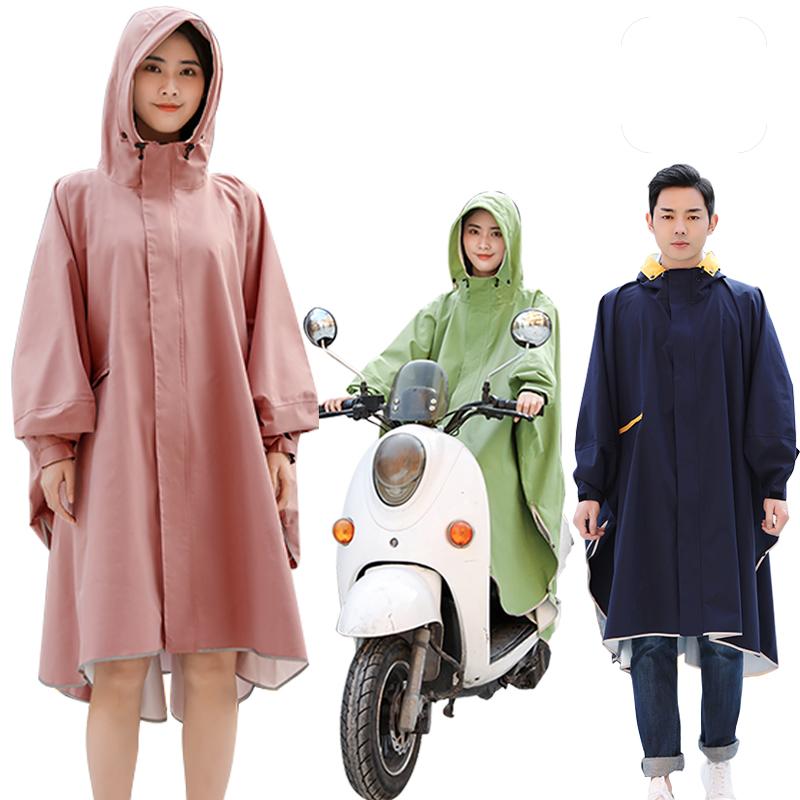 ・カテゴリ: レインウェア（セパレートタイプ）・スタイル: ケープスタイル・主な素材: ポリエステル・サイズ展開: L、XL、XXL・対象人数: 1名・柄: 無地・カラー展開: ローズゴールド（単色）、ローズゴールド（配色）、ダークブルー（...