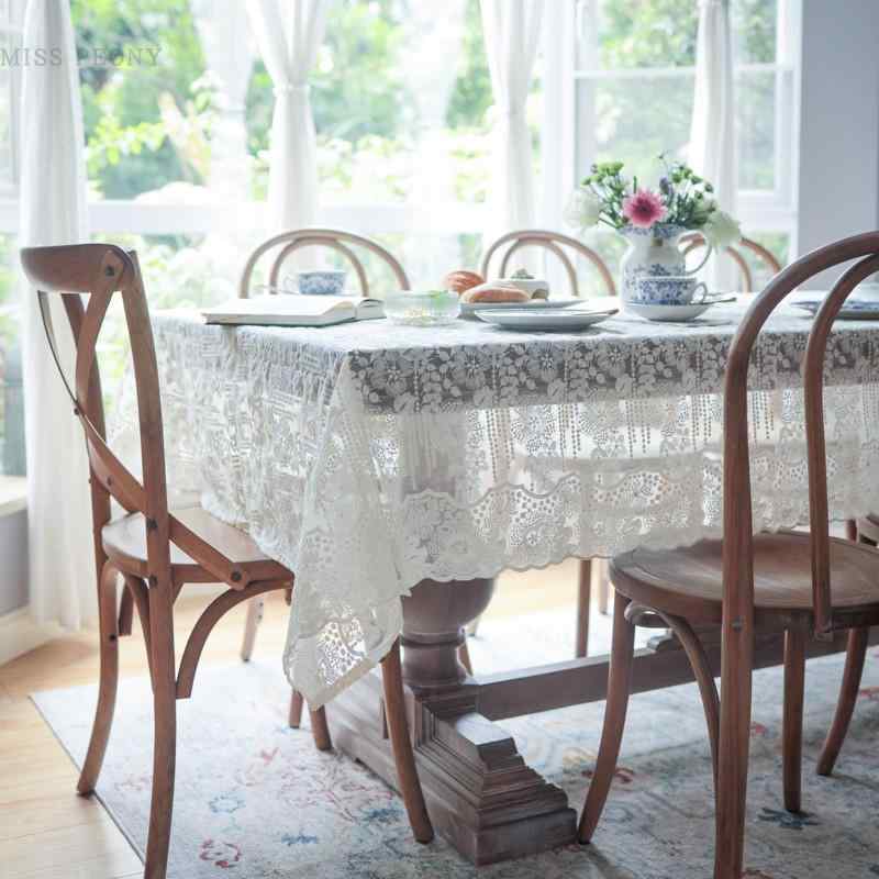 ・素材: レース・柄: 無地・スタイル: アメリカン・カラー展開: ロマンティックホワイト、レトロベージュ・サイズ: 30cm x 165cm（テーブルランナー・ロングフリル防水）、138cm x 138cm（小円卓・方卓用）、138cm ...