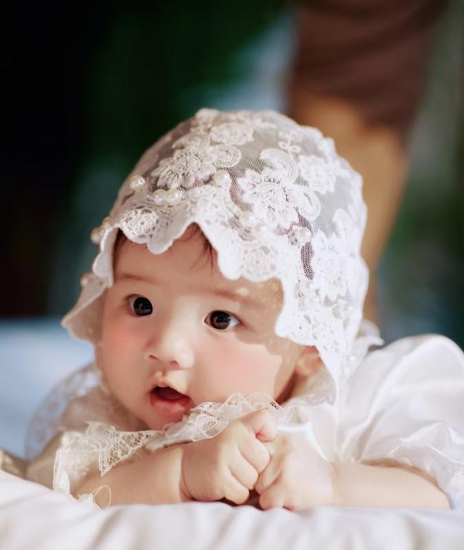 ・スタイル: プリンセス・帽頂スタイル: ラウンドトップ・素材: 綿95%以上・適用シーン: カジュアル・つばスタイル: ワイドブリム・対象年齢: 0-3ヶ月 (頭囲38-40cm)、3-6ヶ月 (頭囲40-42cm)、6-12ヶ月 (頭囲...