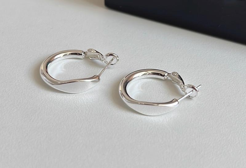 ・スタイル: 日韓風・素材: 合金、シルバーメッキ・商品種別: アクセサリー・柄: 幾何学模様・性別: レディース