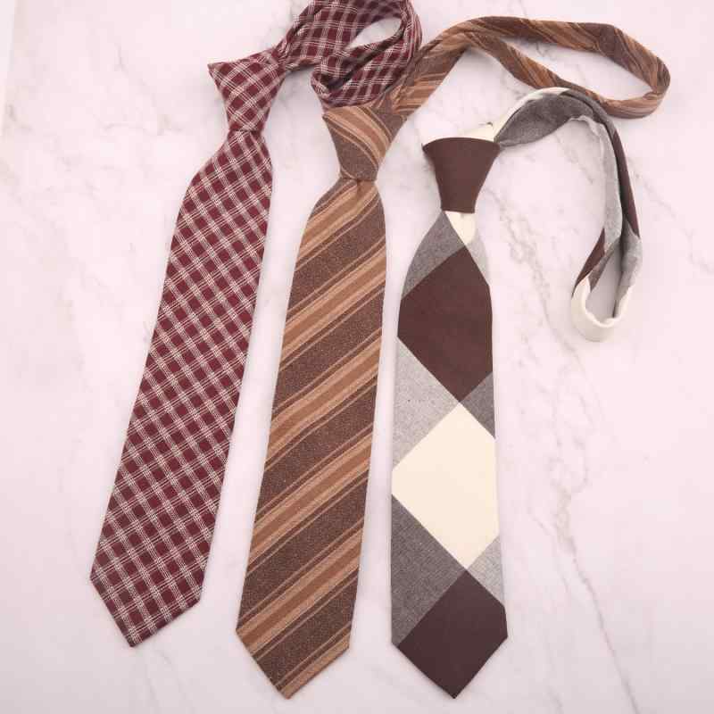 ・柄: ストライプ・スタイル: カジュアル・裏地素材: 混紡・服飾工芸: 色織り・タイプ: 矢印型ネクタイ・ネクタイ幅: 普通型（7cm～12cm）