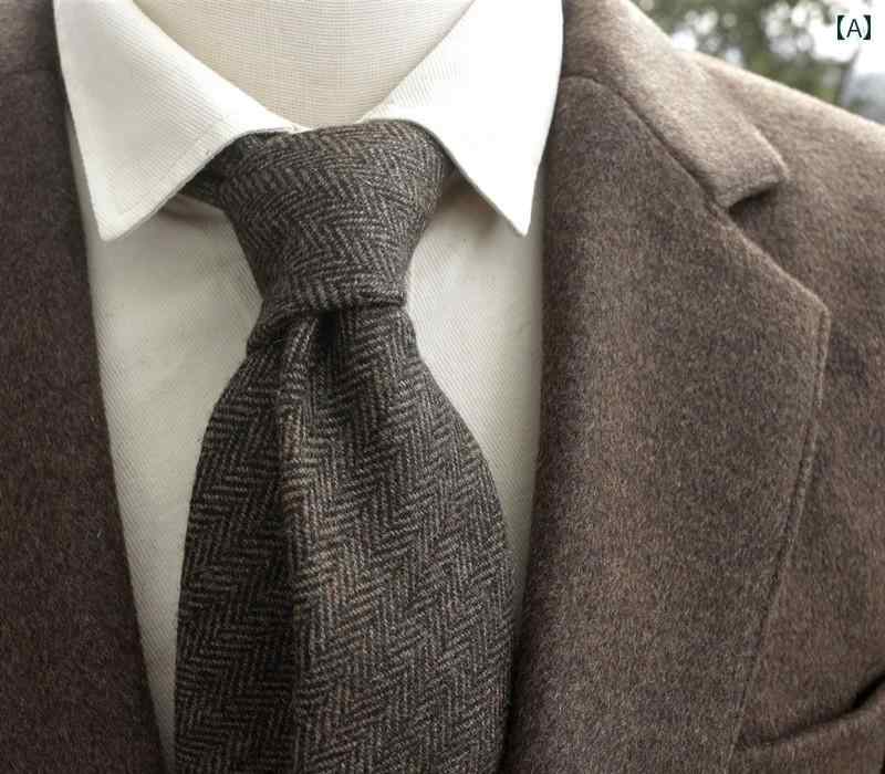 ・スタイル: カジュアル・カテゴリ: ネクタイ・加工: 色織り・柄: 模様・カラー展開: ダークブラウンヘリンボーン, ダークグリーン, ダークグレー, カーキイエロー格子, コーヒーブラウンヘリンボーン, ダークブラウン, コーヒーブラウ...