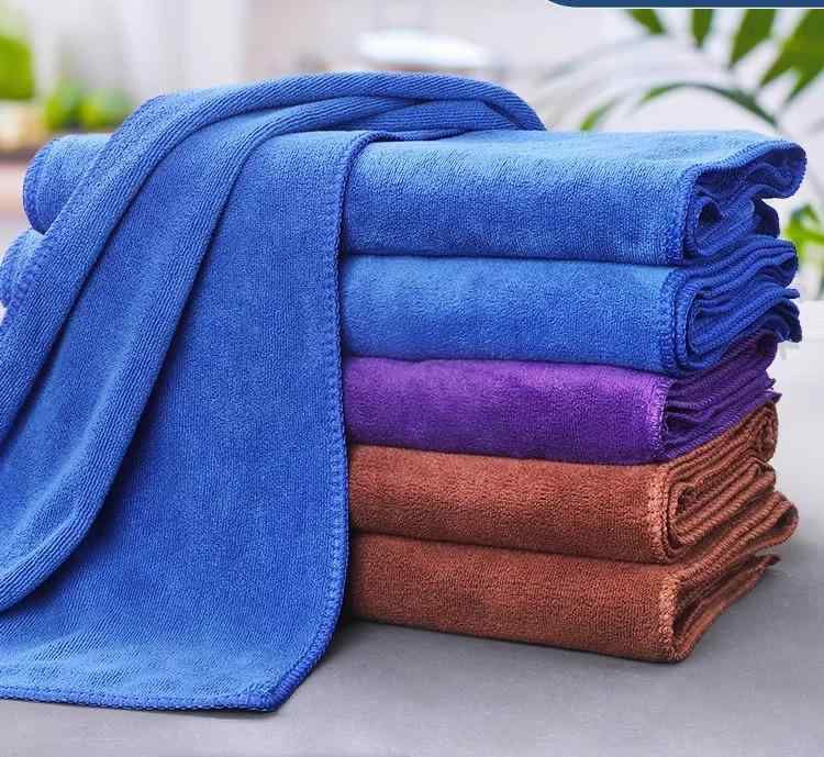 ["・織り方: 平織り・耐熱温度: 50℃・使用場所: 浴室、ベランダ、リビング、キッチン・重さ: 約102g/枚・再利用回数: 約120回・スタイル: ロック加工・洗浄力: 高・表面素材: ポリエステル、綿・吸水性: 高・耐摩耗...