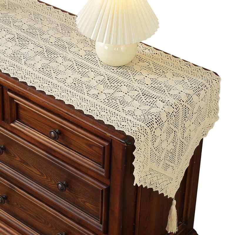 ・カテゴリ: テーブルランナー・スタイル: モダンシンプル・主な素材: レース・適用シーン: リビング・サイズ展開: 100cm、120cm、150cm、180cm、210cm、240cm、270cm・幅: 42cm・柄: ストライプ、鉤針...