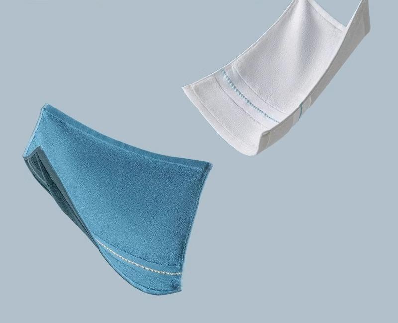 ・主な素材: 再生セルロース繊維・対象: 男女兼用・カテゴリ: フェイスタオル・カラー展開: 孔雀ブルー、レイクブルー、スカイブルー、クラシックホワイト