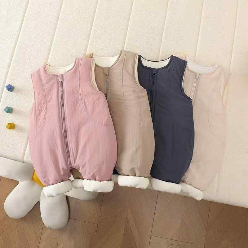 ・スタイル: シンプル・主な素材: ポリエステル・対象年齢: 3ヶ月、6ヶ月、9ヶ月、12ヶ月、18ヶ月、2歳・用途: 日常使い・機能: 保温・袖丈: ノースリーブ・前開き: ファスナー・性別: 男女兼用・身長目安: 66cm、73cm、8...