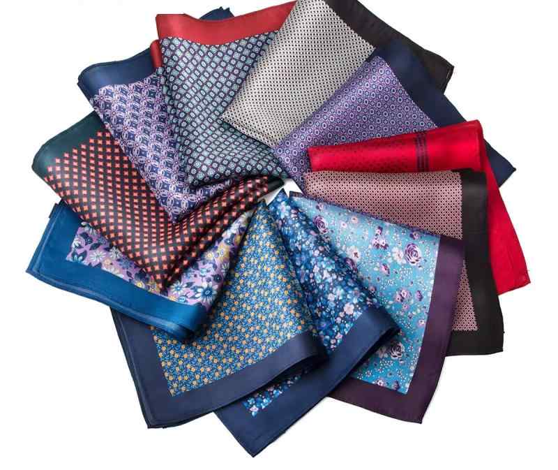 ・柄: 花柄・スタイル: ビジネス・加工: プリント