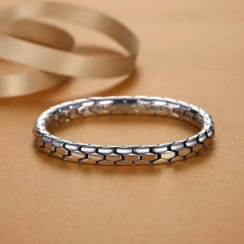 ・スタイル: ・金属素材: 925シルバー・付属品: 幸運ビーズ・素材: シルバー・性別: ユニセックス・加工: アンティーク加工・サイズ展開: 17cm, 18cm, 19cm, 20cm, 21cm, 22cm