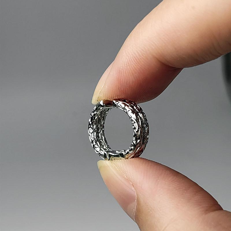 ["・主な素材: 合金、銀メッキ、金メッキ・柄: 星、月、雲、宇宙・スタイル: エスニック・状態: 新品・対象: ユニセックス・カラー展開: ブラック、シルバー", "・主な素材: 合金、銀メッキ、金メッキ・柄...