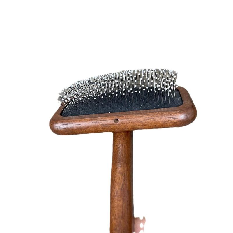 ・カラー展開: 実木小号梳、実木中号梳・対象: 通用