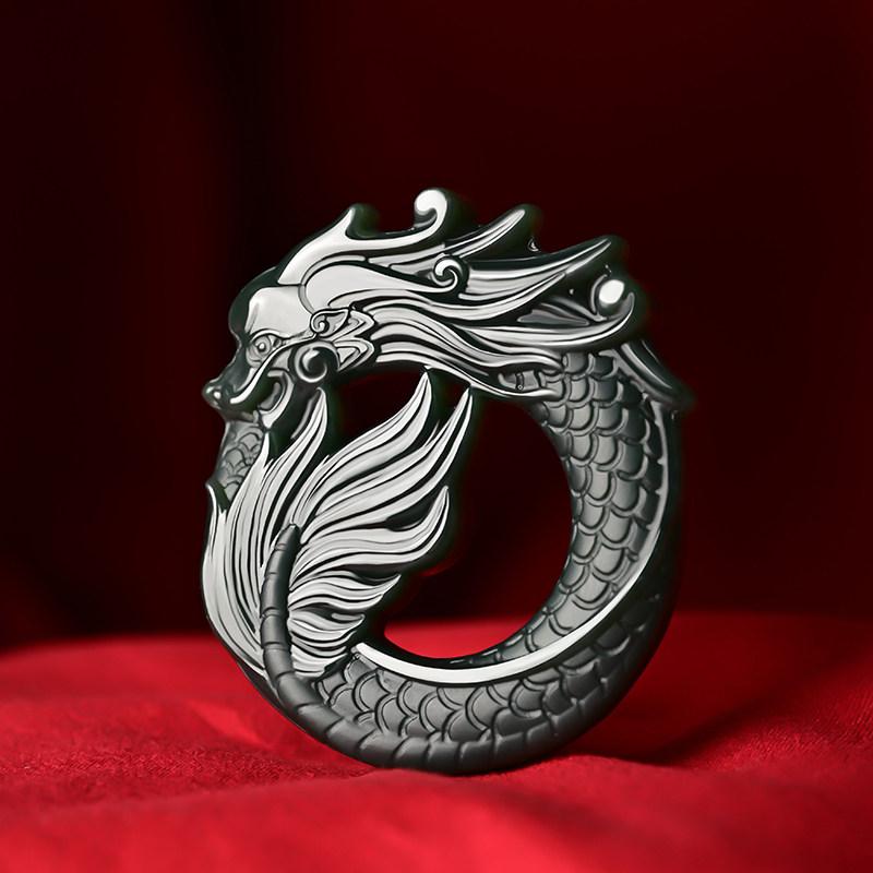 ・種類: 墨玉・: 墨玉龍、塔青龍・形状: ペンダント