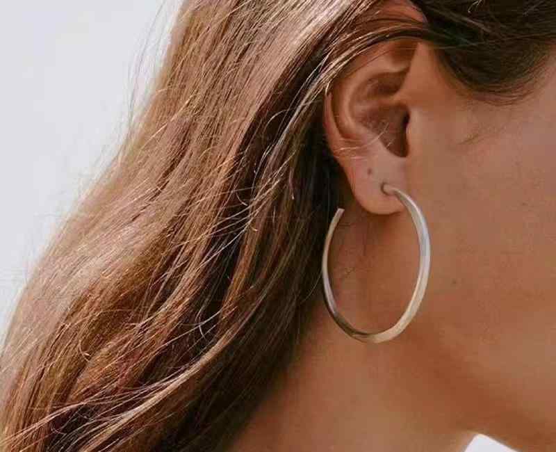 ・カテゴリ: アクセサリー・カラー展開: シルバー